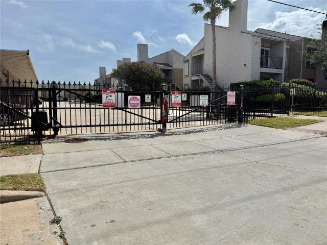 3220 69th St, Unit D3, Galveston, TX 77551 | MLS #13845