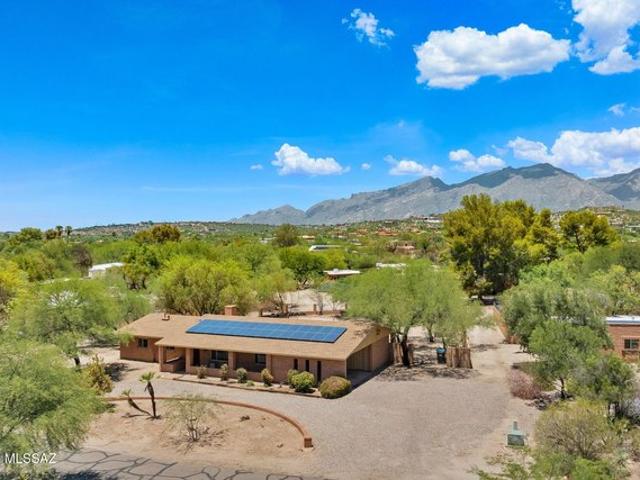 3221 N Riverbend Cir E, Tucson, AZ 85750