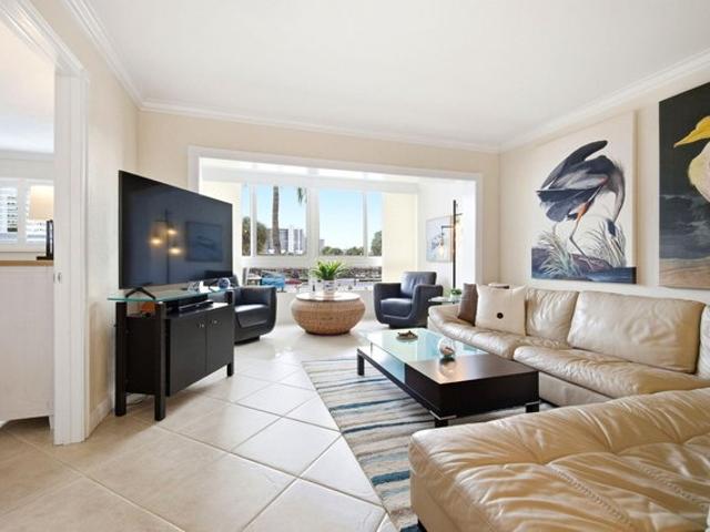 3221 NE 8th St Unit F305, Pompano Beach, FL 33062