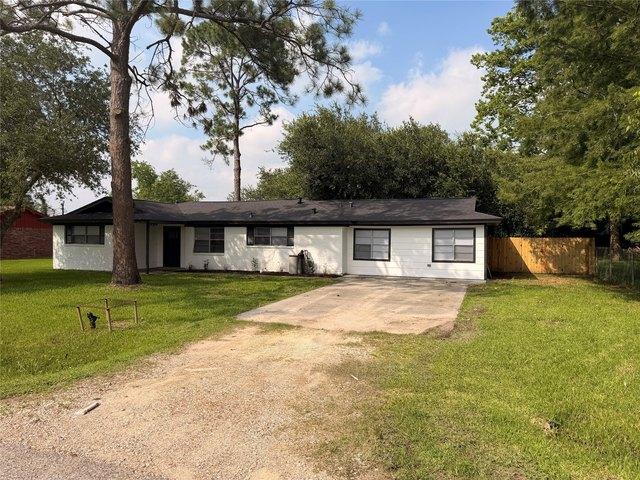 3221 County Road 890, Alvin, TX 77511