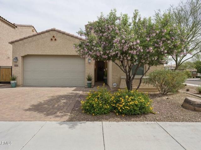 3221 E Los Gatos Dr, Phoenix, AZ 85050