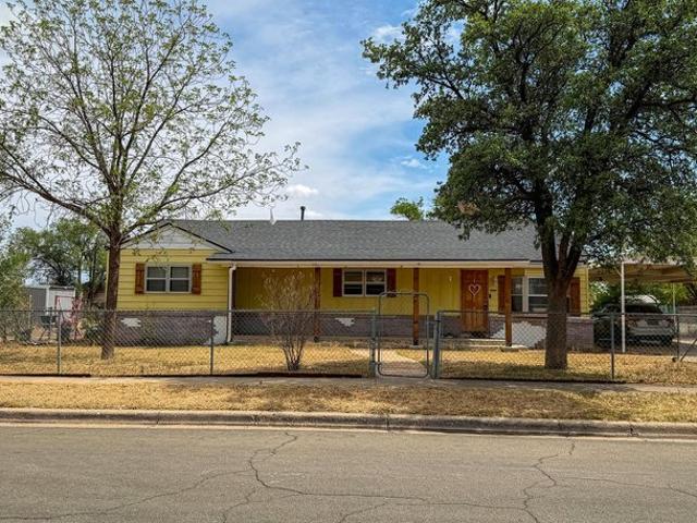 3221 Emory St, Lubbock, TX 79415