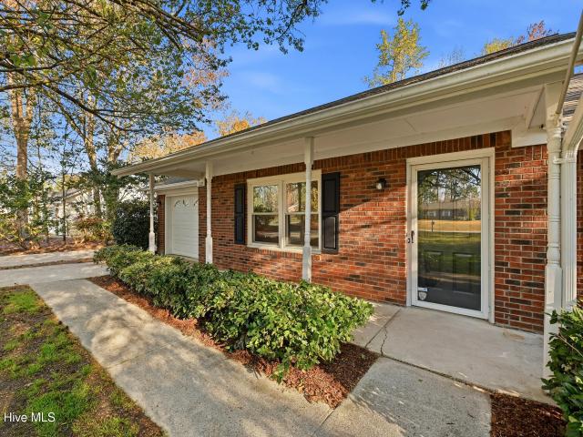 3221 Hemlock Road