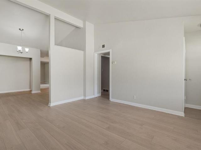 3221 Ridgeview Circle
