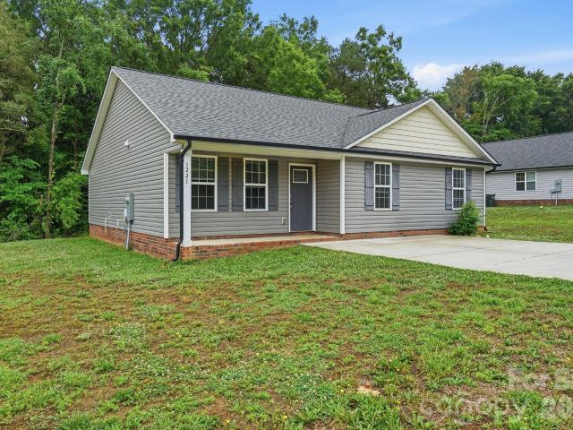 3221 Roberta Road