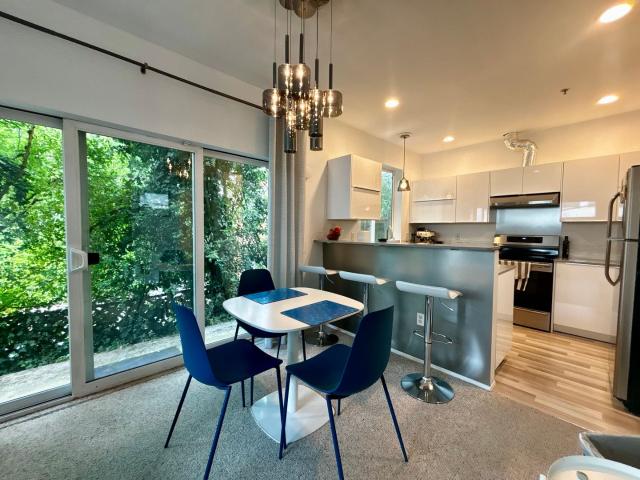 3221 TG FRANKLIN AVENUE FLATS LLC