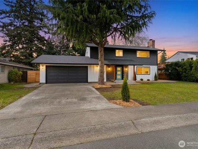 3221 th Ave SW, Federal Way, WA 98023