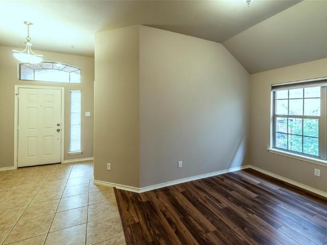 3221 Timber Ridge Trail