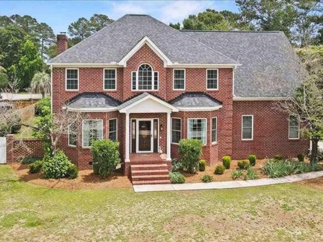 3221 W Hampton Pointe Dr, Florence, SC 29501