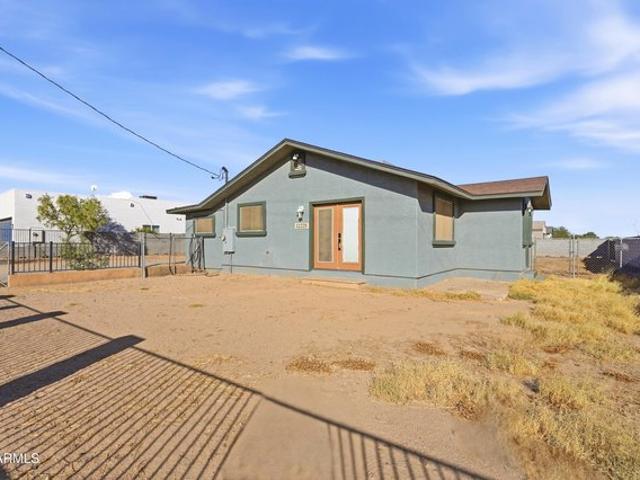 32225 N Center St, Wittmann, AZ 85361
