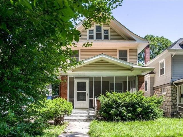 3222 E 28th St, Kansas City, MO 64128