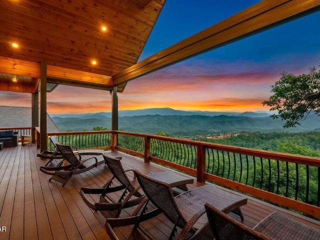 3222 Laurel Cove Trail