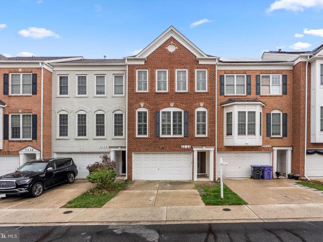 3222 Theodore R Hagans Dr NE, Washington, DC 20018 | MLS #DCDC2253
