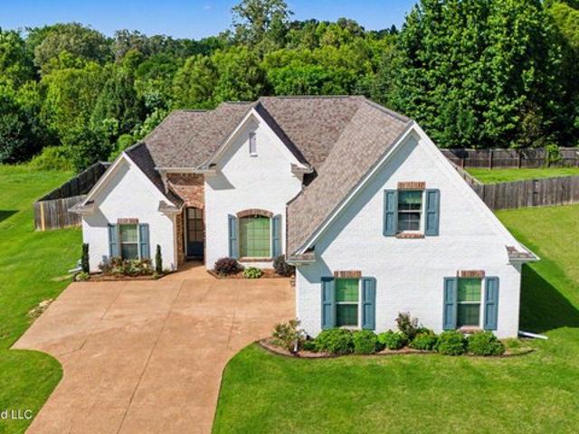 3222 Vineyard Dr, Southaven, MS 38672