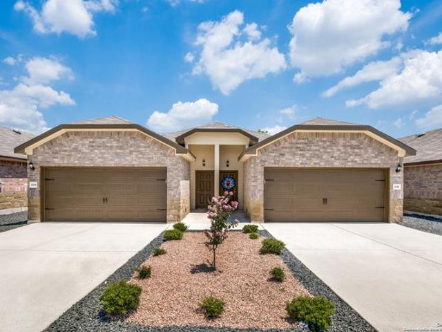 322/324 Emma Dr, New Braunfels, TX 78130