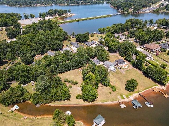 322/326 Crow Rd, Inman, SC 29349