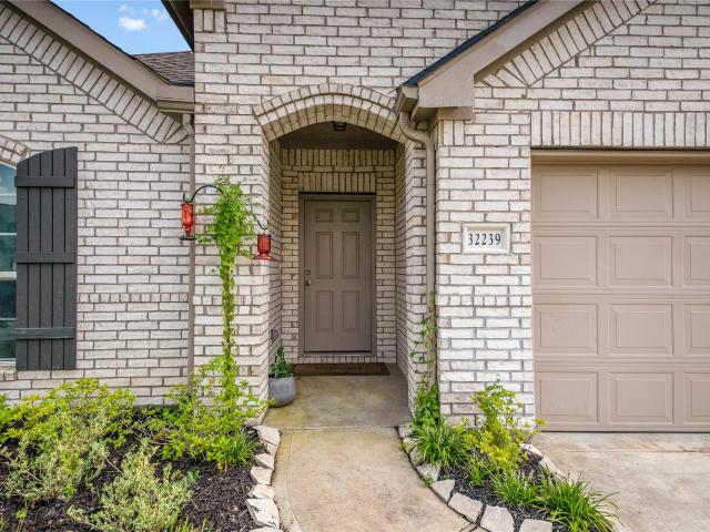 32239 Cedar Crest Drive