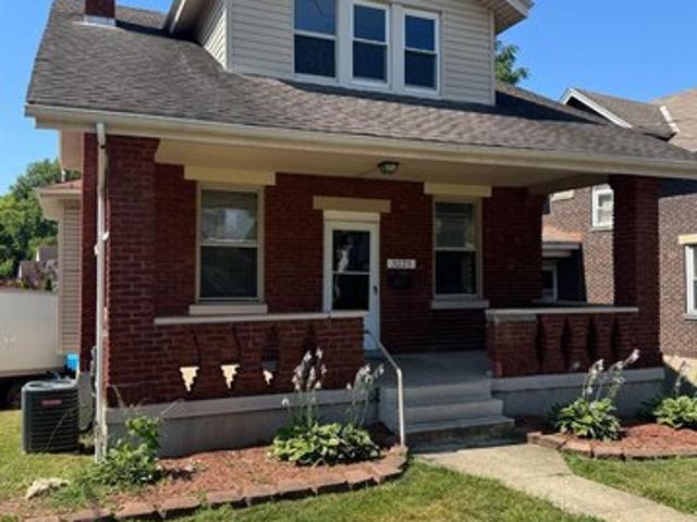 3223 Montana Ave, Cincinnati, OH 45211