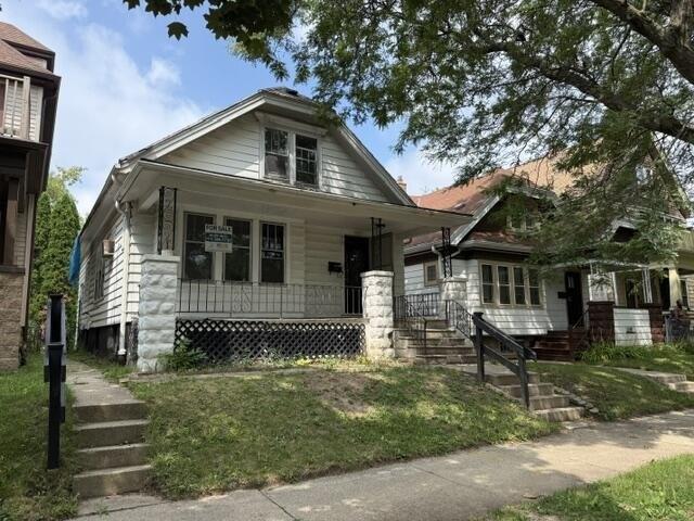 3223 N 40th St, Milwaukee, WI 53216