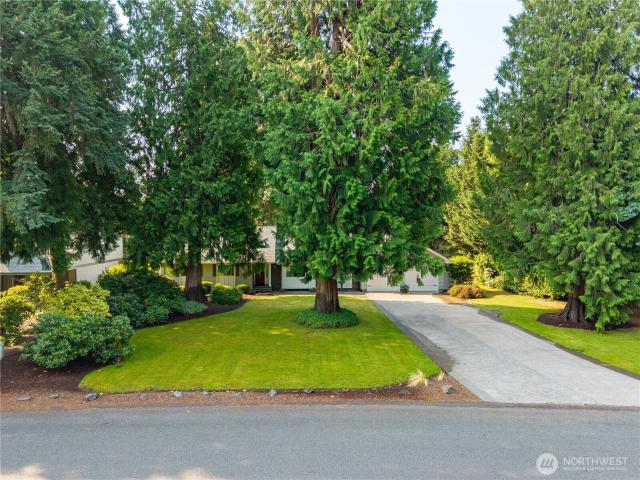 3223 Donnelly Drive SE