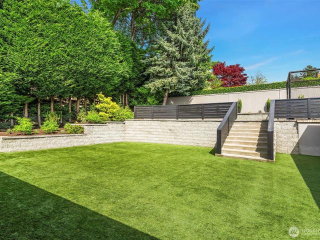 3223 Evergreen Point Road