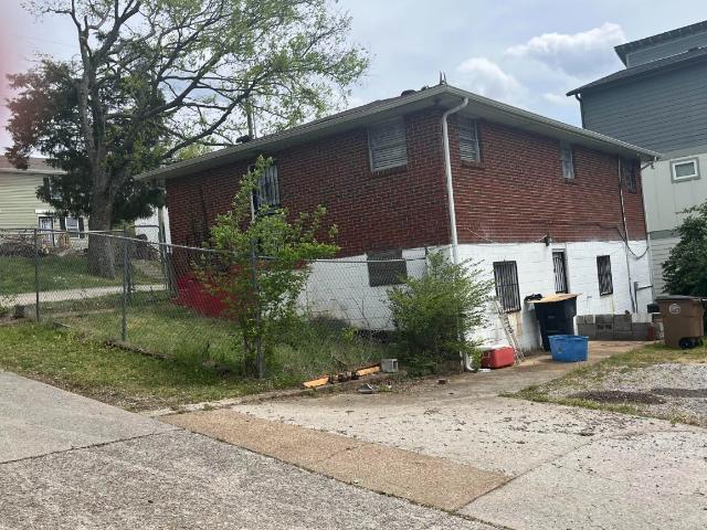 3223 Lincoln Ave