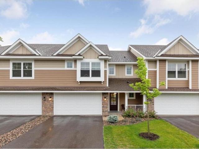 3223 Red Oak Trl, Hamel, MN 55340