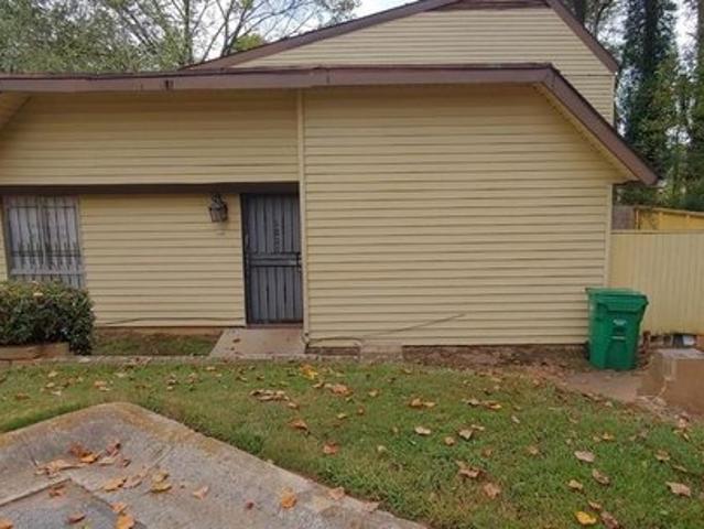3223 Strawberry Ln, Decatur, GA 30034