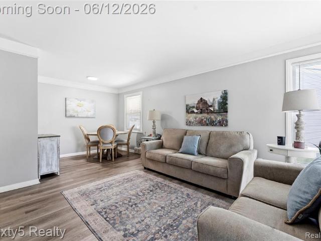 3223 S Stella Court