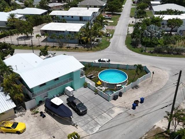 322 3rd Rd, Key Largo, FL 33037