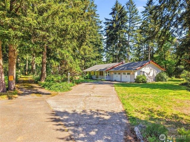 322 Country Estates Dr W, Rainier, WA 98576