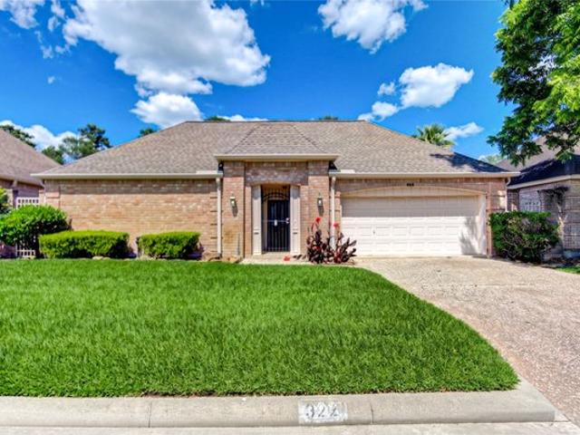 322 Champions Colony Iii, Houston, TX 77069