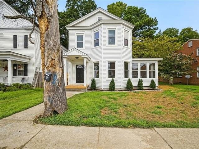 322 Clay St, Franklin, VA 23851