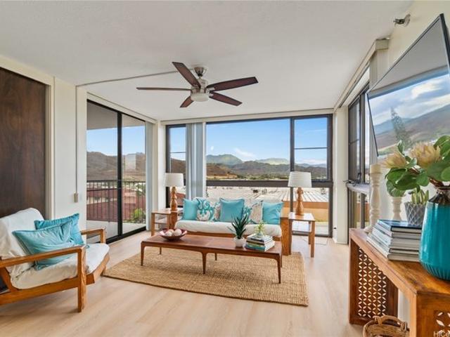 322 Aoloa St Apt 612, Kailua, HI 96734