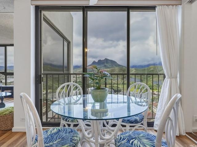 322 Aoloa St Ph 8, Kailua, HI 96734