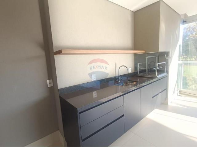 322 Área Útil Apartamento Alugar, 4 Dormitórios localizado em Vila do Golf, Ribeirão Preto, São Paulo, 14.027 511 | Brasil