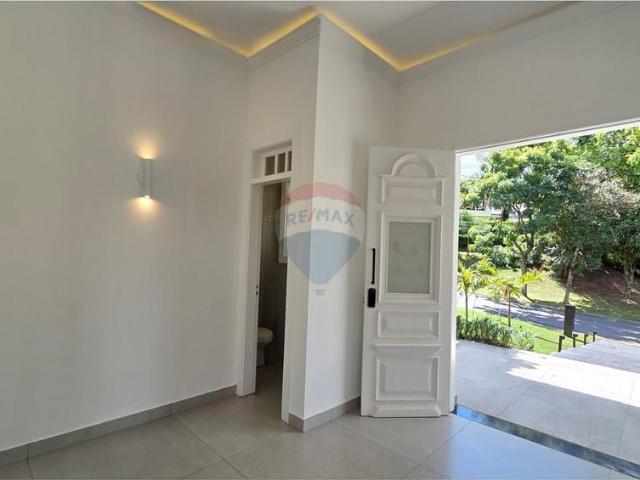 322 Área Útil Casa de Condomínio Alugar, 4 Dormitórios localizado em Aldeia da Serra, Barueri, São Paulo, 06454050 | Brasil