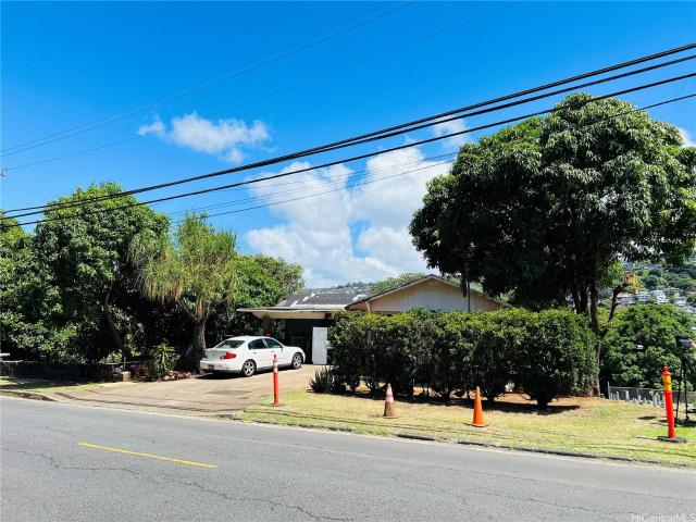 322 Auwaiolimu St, Honolulu, HI 96813 | MLS #202417 | Compass