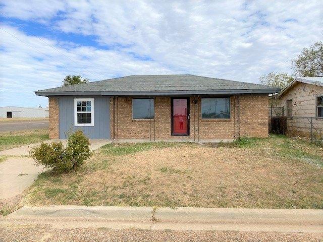 322 Avenue B, Ralls, TX 79357