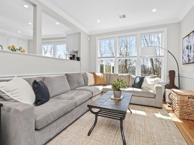 322 Bunker Hill St, Unit B, Boston, MA 02129 | MLS #73500 | Compass
