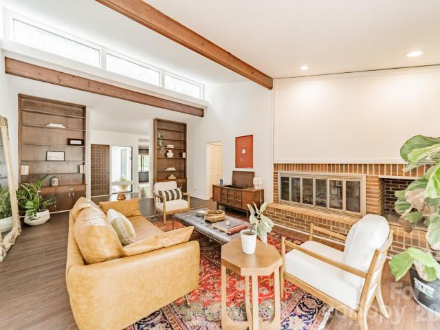 322 Grady Drive