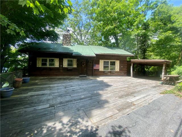 322 Dogwood Lane