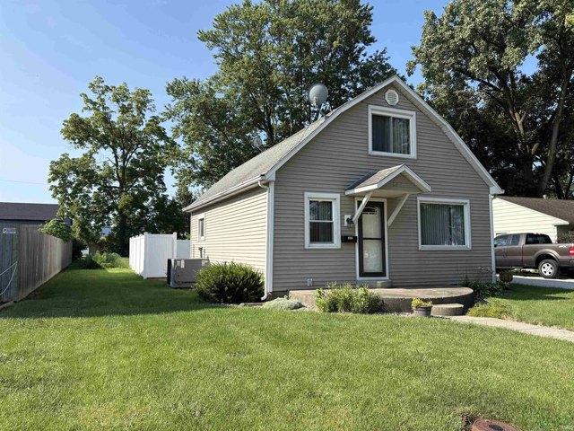 322 E Arnold St, Bluffton, IN 46714