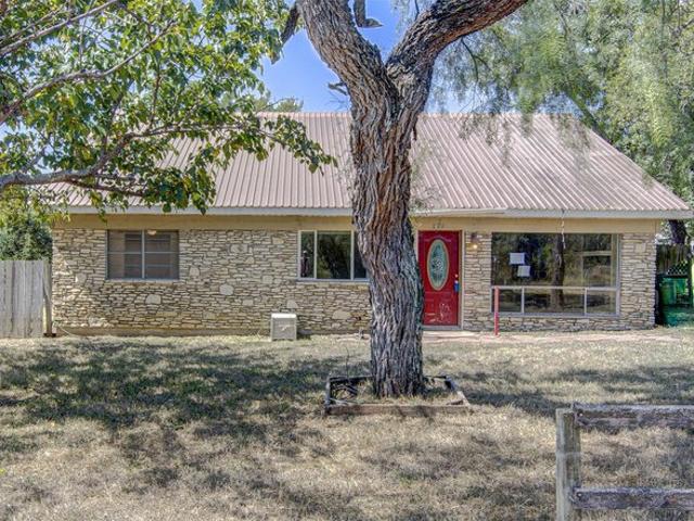 322 E Castleshoals Dr, Granite Shoals, TX 78654