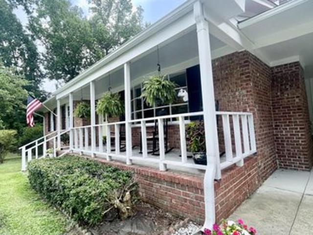 322 Forest Grove Ave, Jacksonville, NC 28540