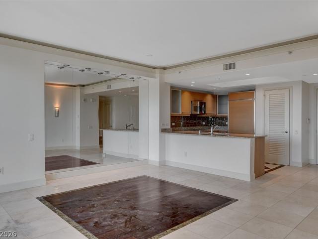 322 Karen Avenue 2705
