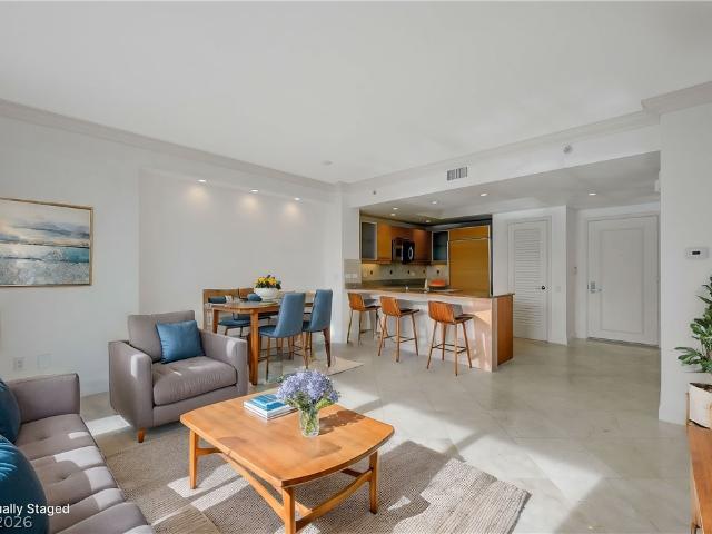322 Karen Avenue 804
