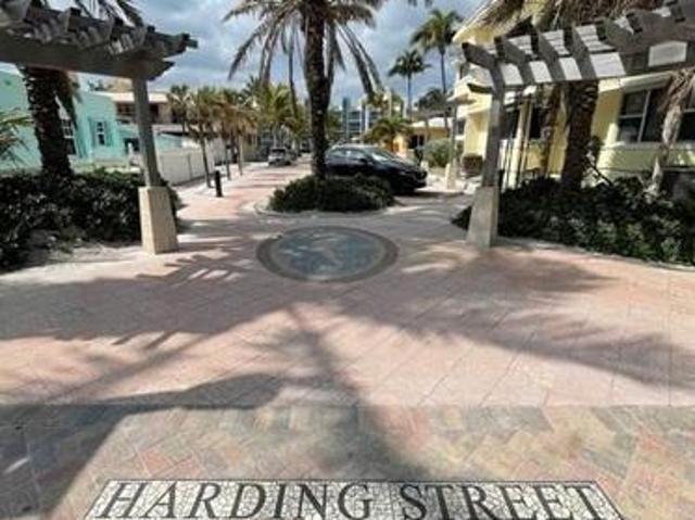 322 Harding St #B103, Hollywood, FL 33019