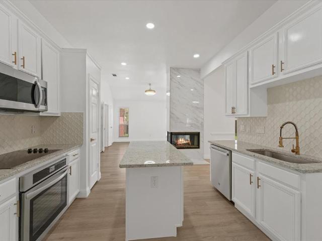 322 Hillcroft Drive