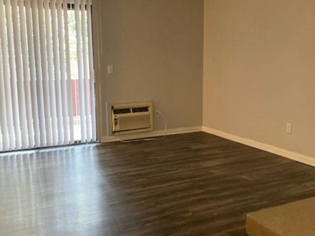 322 Hillside Terrace